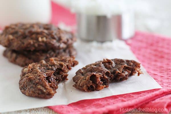 Brownie Coconut Macaroons - Taste and Tell