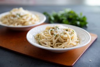 Easy Parmesan Pasta - Only 5 Ingredients! - Taste and Tell