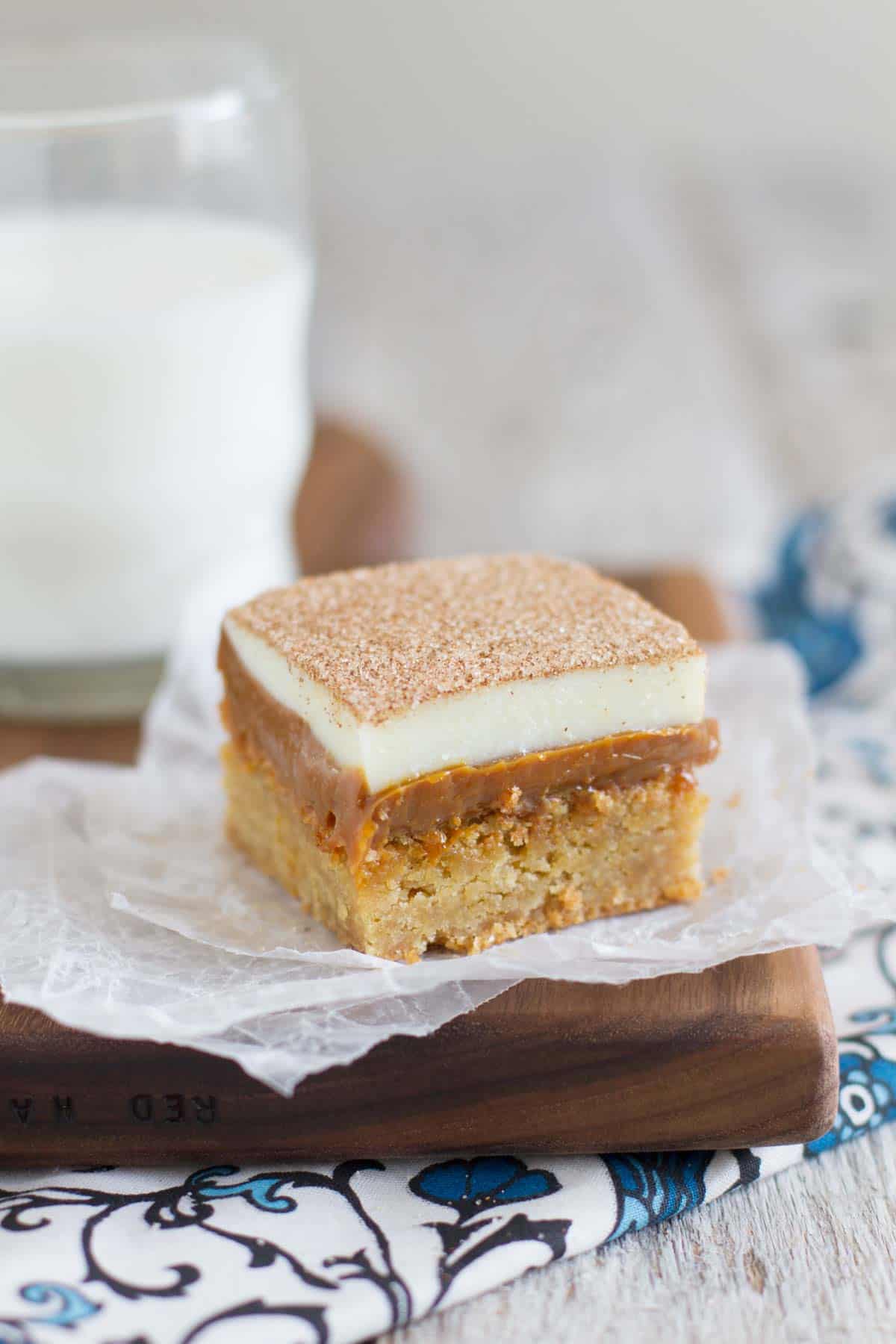 Caramel Snickerdoodle Bars - Taste and Tell