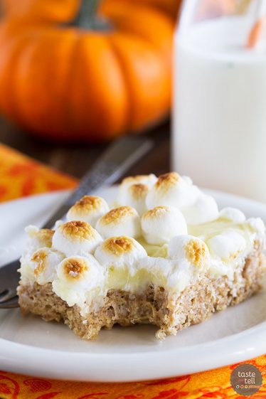 Pumpkin Spice S'mores Treats - Taste and Tell
