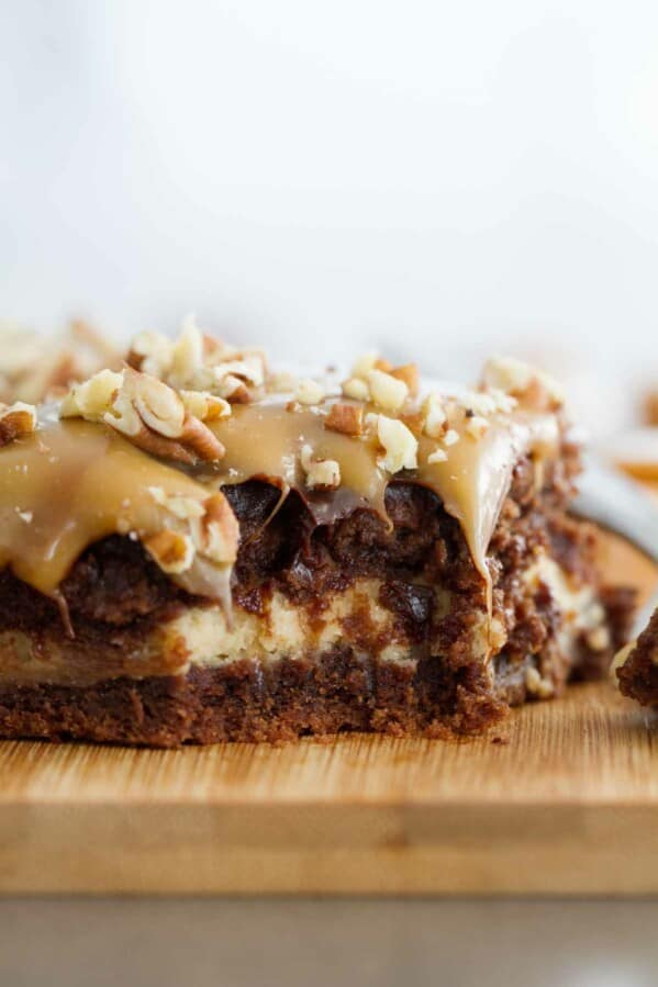 Turtle Cheesecake Cookie Bars - Taste and Tell