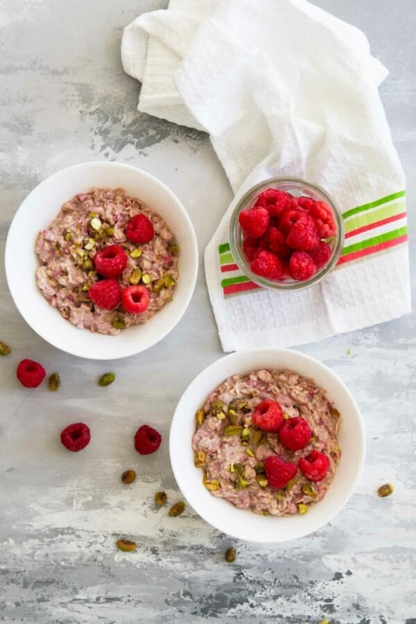 Raspberry Overnight Oats Recipe - Overnight Oatmeal - Taste and Tell