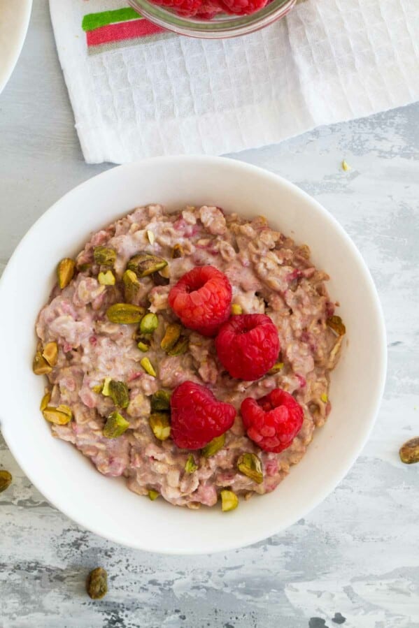 Raspberry Overnight Oats Recipe - Overnight Oatmeal - Taste and Tell