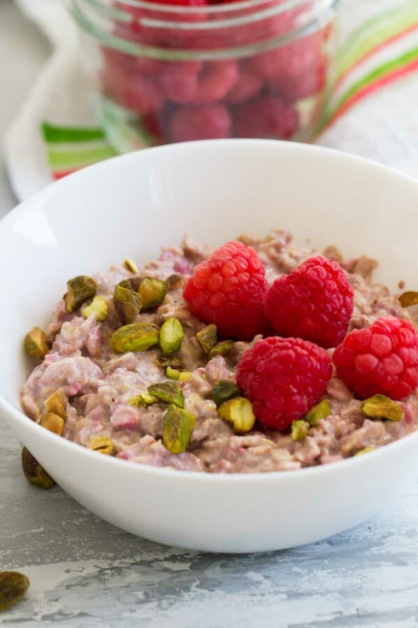 Raspberry Overnight Oats Recipe - Overnight Oatmeal - Taste and Tell
