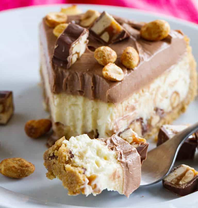 Snickers Cheesecake - Taste and Tell