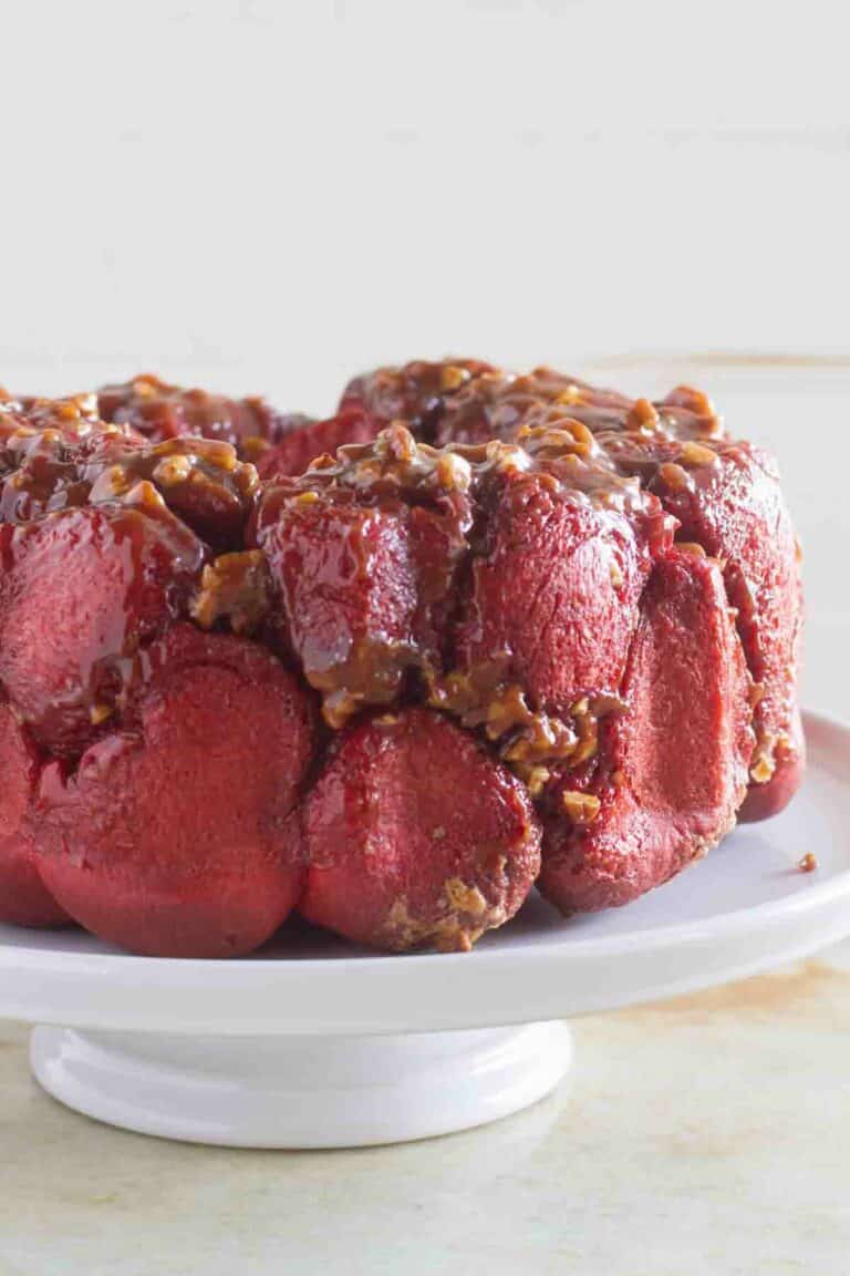 Red Velvet Pull Apart Bread - Taste and Tell