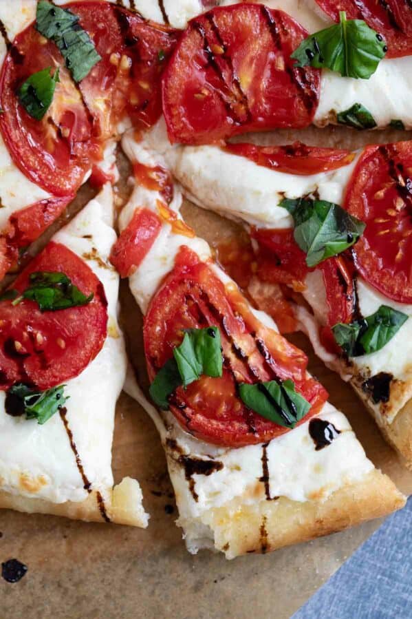 Caprese Pizza - Taste and Tell