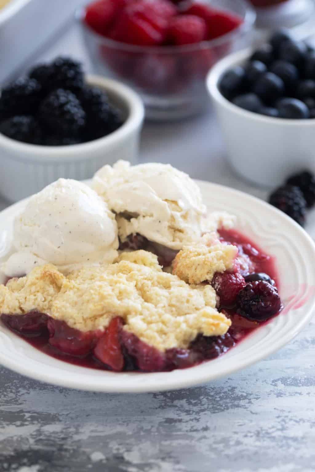 Berry Cobbler - Taste and Tell